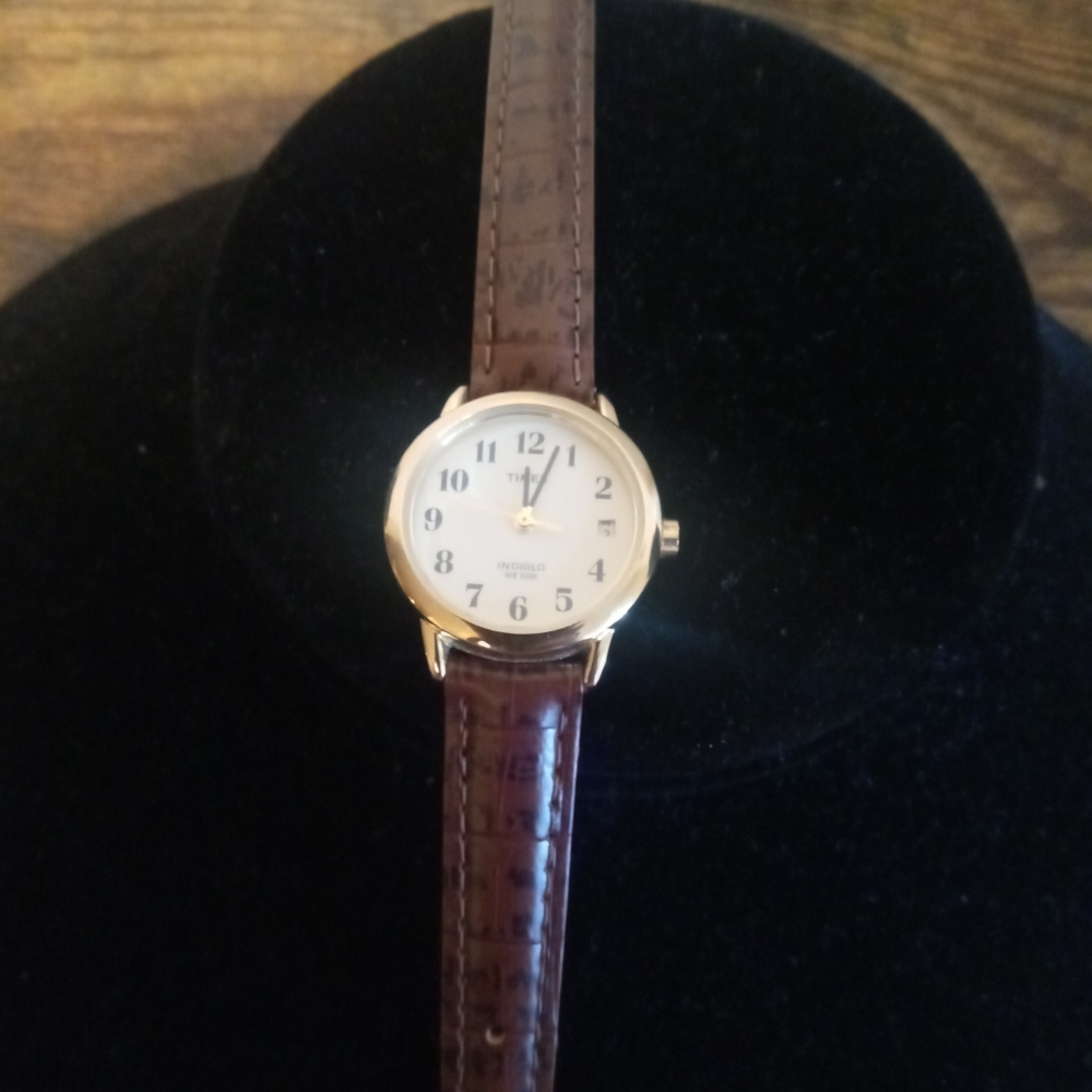 Sale 2 For 20.00 Womens Timex Watch - Gem